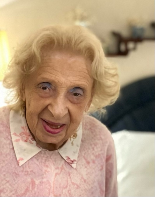 Edith Bluefeld Obituary - Pikesville, MD | Sol Levinson & Bros.
